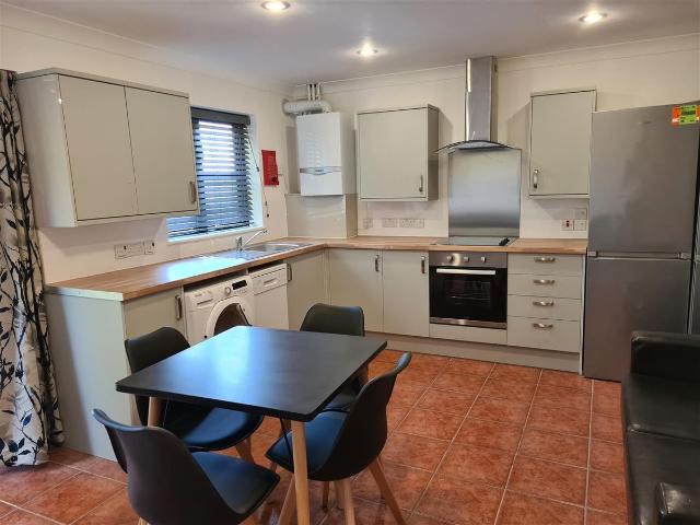 Maio Road, Cambridge CB4, Room to rent, £800 pcm | PrimeLocation