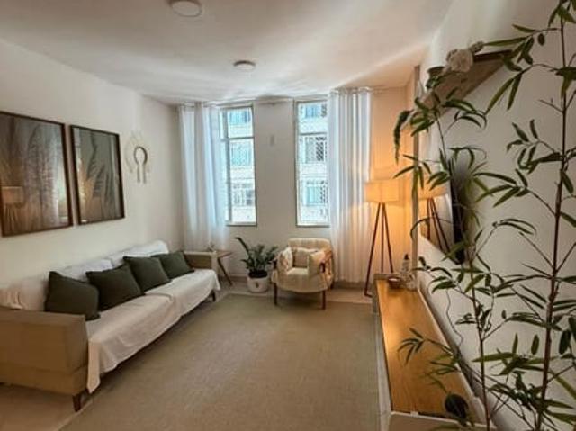 Mais que um quarto: uma vaga em um apê para chamar de casa
