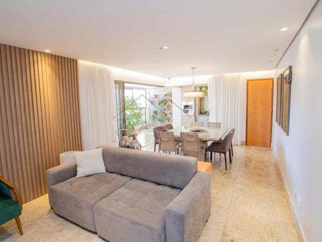MAISON CHAMPAGNAT QD 105 4 QUARTOS 2 VAGAS ANDAR ALTO REFORMADO