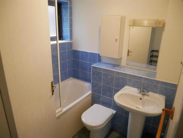 Maisonette for rent in Eagle Drive, Colindale, NW9 5AG, NW9