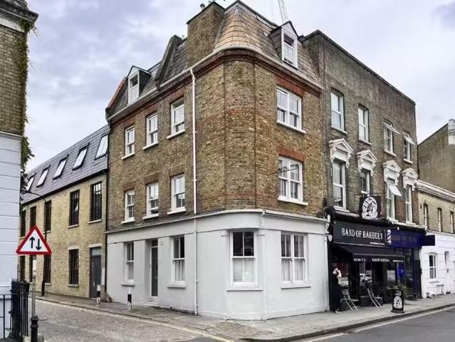 Maisonette for sale in Felgate Mews, London, W6 Ref 226192