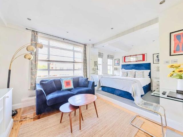 Studio to rent