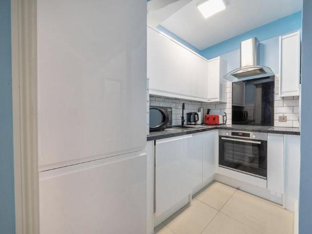 Studio to rent
