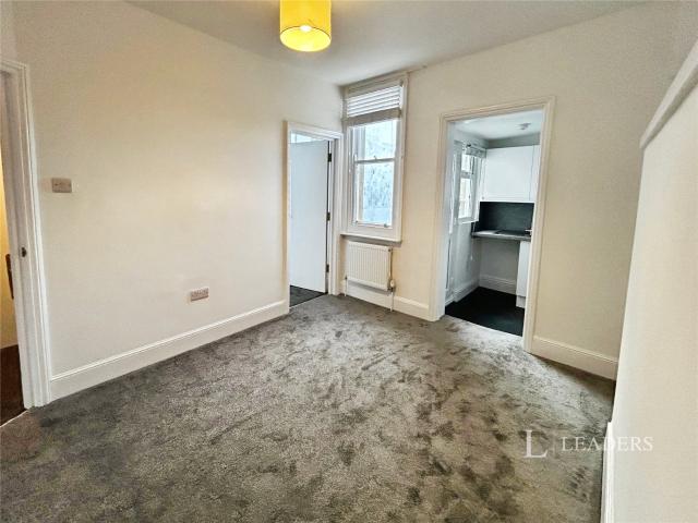 Maisonette to rent in Albion Hill, East Sussex, Brighton, BN2 | Leaders