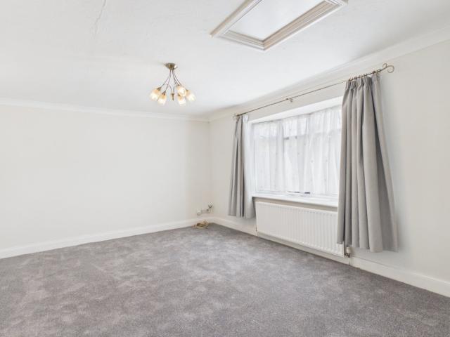 Maisonette to Rent in Aldershot Guildford Road JSF180038