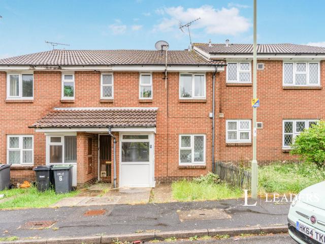 Maisonette to rent in Arragon Court, Waterlooville, Hampshire, PO7 | Leaders