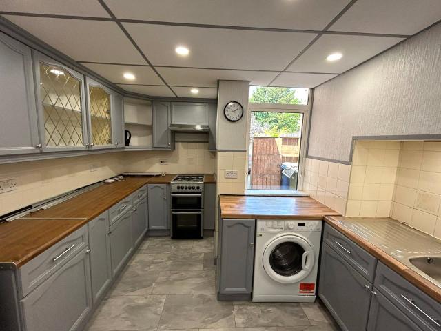 Maisonette to Rent in Bracknell London Road BRL230059