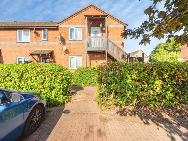 Maisonette to rent in Harlestone Court, Giffard Park, Milton Keynes, MK14 | Leaders