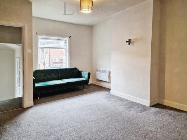 Maisonette to rent in Leigh Road, Eastleigh, SO50 | Leaders