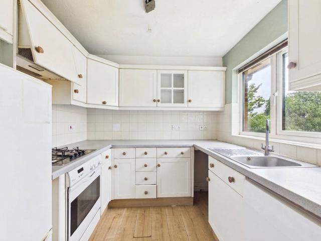 Maisonette to Rent in Maidenhead Maypole Road PML250298