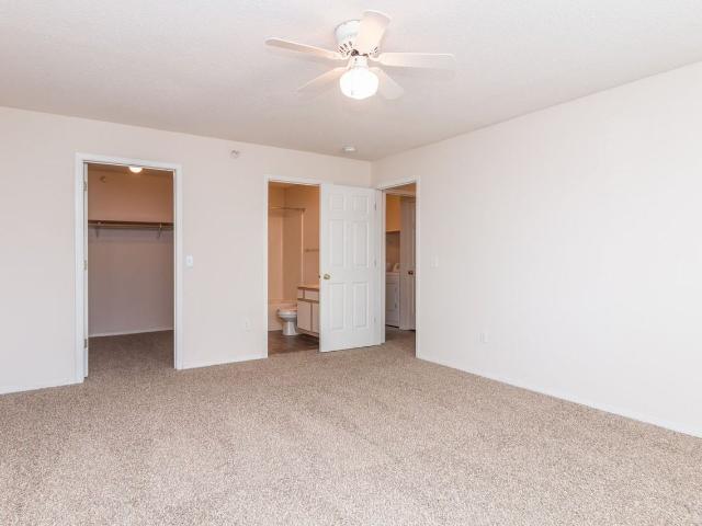 MAJESTIC COVE 3 Bedroom Apartment for Rent at 7472 157th St W, Apple Valley, MN 55124 Apple Ponds
