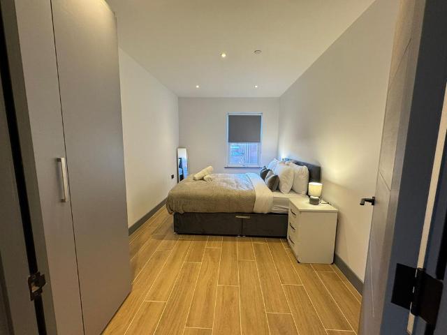 Majestic House, Shenley Road, WD6 1 bed apartment to rent £1,750 pcm £404 pw