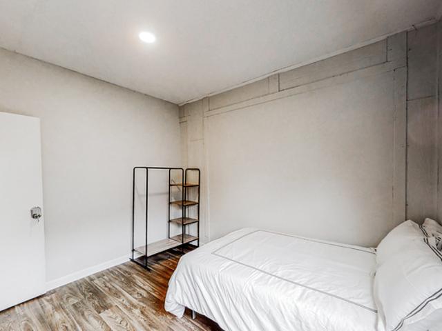 Make yourself at Home with modern updates, a 2 min walk to transit stop Riverdale Rd & Shoreham Dr