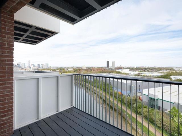 Makers Yard, London E3, 1 bed flat to rent, £1,862 pcm | PrimeLocation