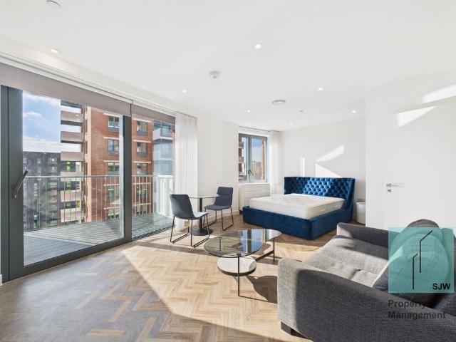 Makers Yard, London E3 Studio to rent £1,750 pcm £404 pw