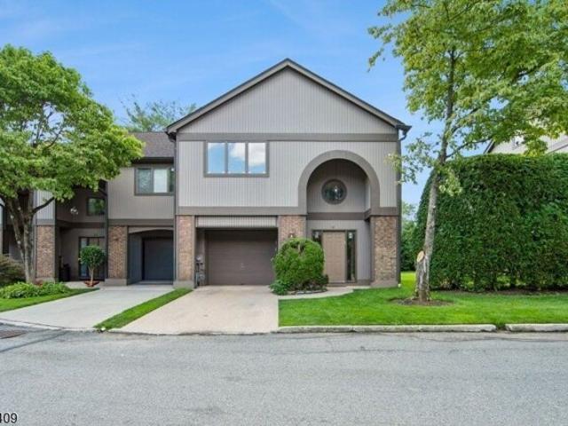 Maltese Dr, Fair Lawn, Home For Sale
