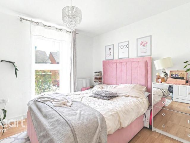 Malthouse Drive, GRAYS 2 bed flat to rent £1,550 pcm £358 pw