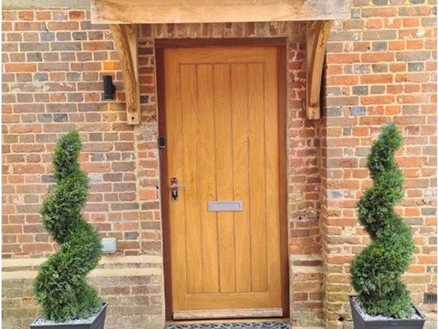 Malthouse Lane, Heckfield RG27, 2 bed flat to rent, £1,895 pcm | PrimeLocation