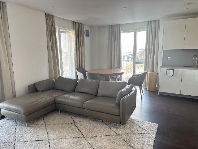 Malthouse Road, London SW11, 2 bed flat to rent, £3,748 pcm | PrimeLocation