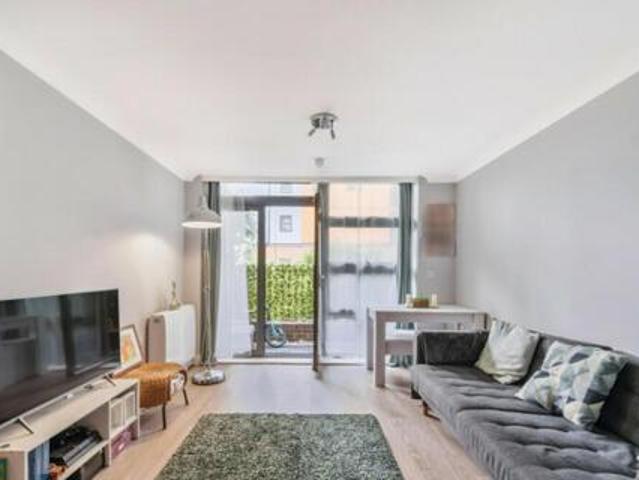 Maltings Close, London, 2 Bedroom Flat