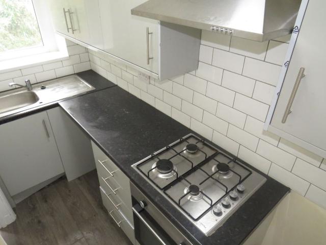 Malton Street, Halifax HX3, 2 bed property to rent, £650 pcm | PrimeLocation