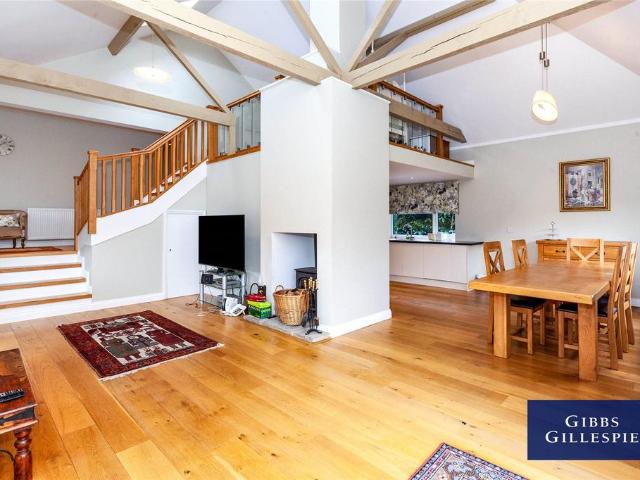 Maltmans Lane, Chalfont St. Peter, SL9 3 bed house to rent £3,250 pcm £750 pw