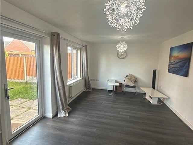 Maltravers Place, Sheffield S2, 3 bed semi detached house to rent, £1,299 pcm | PrimeLocation