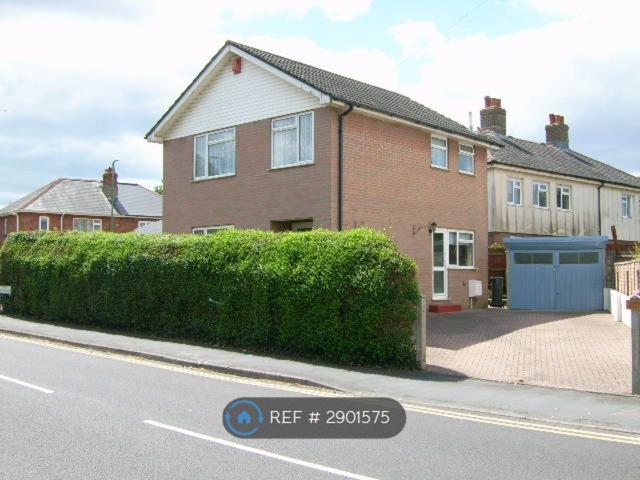 Malvern Road, Bournemouth BH9, 3 bed detached house to rent, £1,850 pcm | PrimeLocation