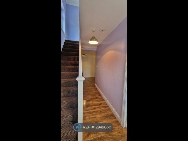 Malvern Road, Hayes UB3, 3 bed semi detached house to rent, £2,200 pcm | PrimeLocation