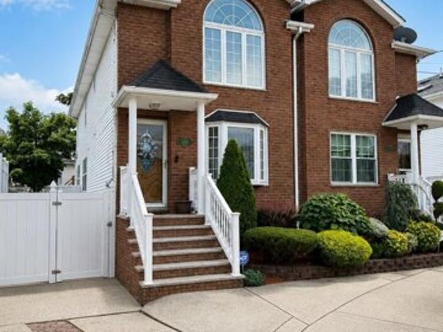 Malvine Ave, Staten Island, Home For Sale