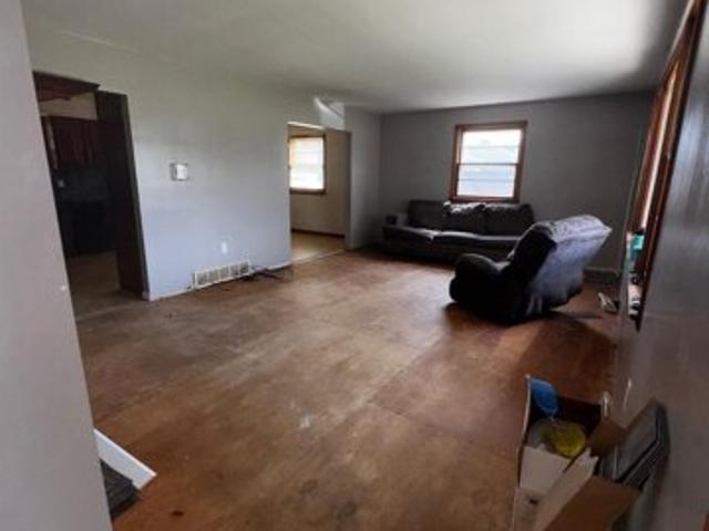 Malaga Ter, Malaga, Home For Sale