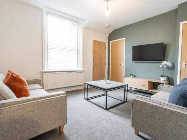 Malcolm Street, Newcastle NE6, 5 bed terraced house to rent, £641 pppm | PrimeLocation