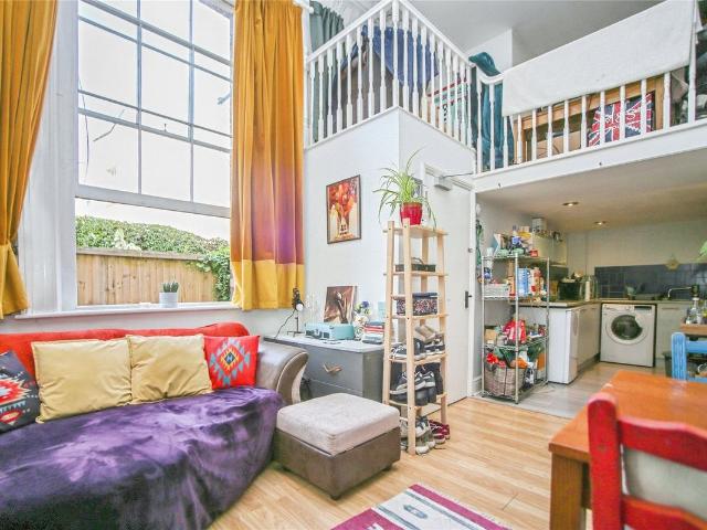 Malden Road, Cheltenham, Gloucestershire GL52, 1 bed flat to rent, £1,050 pcm | PrimeLocation