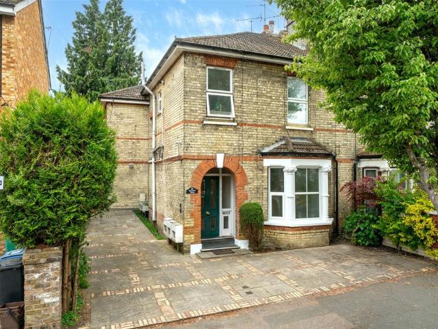 Malden Road, Hertfordshire WD17 3 bed maisonette to rent £1,900 pcm £438 pw