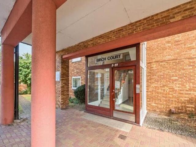 Maldon Road, Wallington, 2 Bedroom Apartment