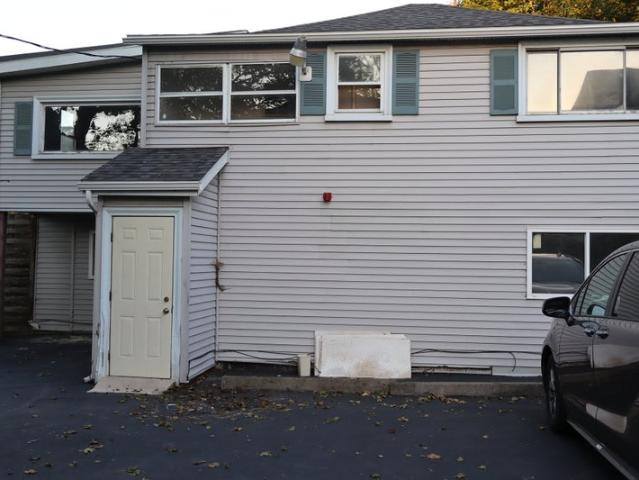 MALE ROOMS FOR RENT_FULLY FURNISHED_UTILITIES INC