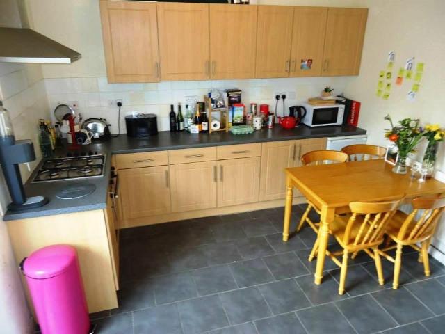 Malefant Street, Cathays, Cardiff 3 bed house to rent £1,815 pcm £419 pw