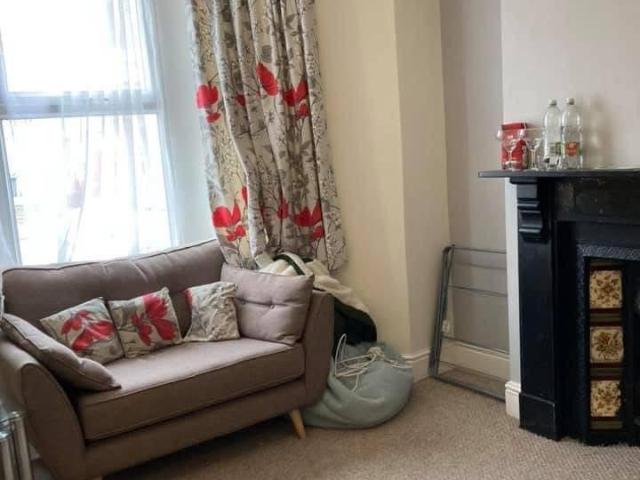 Malefant Street, Cathays, Cardiff 3 bed house to rent £1,830 pcm £422 pw