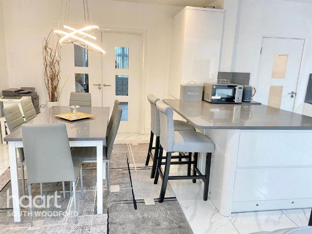 Malford Grove, LONDON 4 bed semi detached house to rent £4,100 pcm £946 pw