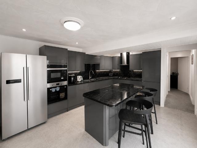 Malgraves, Basildon, SS13 3 bed bungalow to rent £1,900 pcm £438 pw