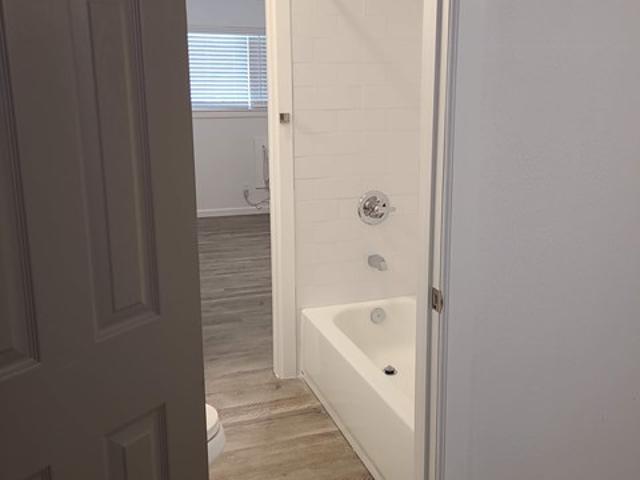 Malibu Apartments Commercial/Retail