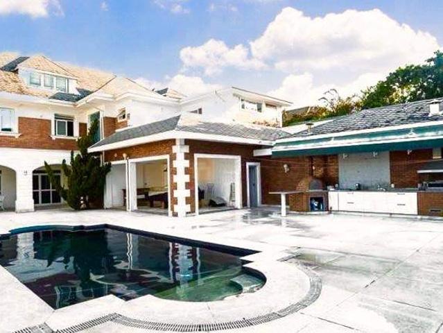 Malibu Beautiful Mansion