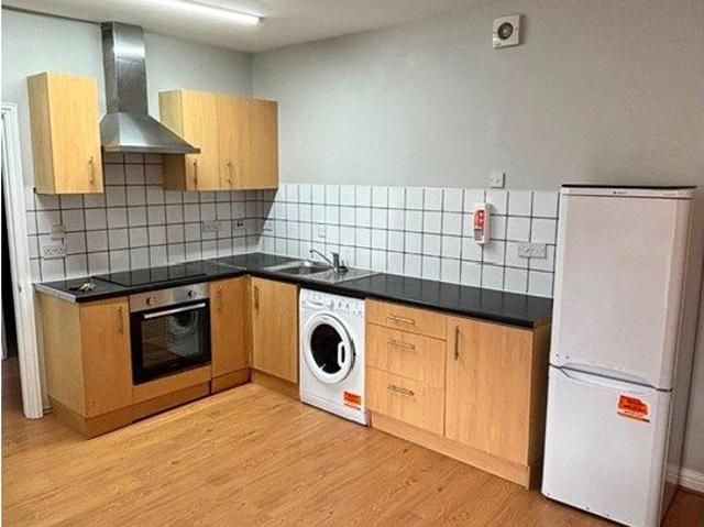 Mallaby Court, Birkenhead CH41, 2 bed flat to rent, £650 pcm | PrimeLocation