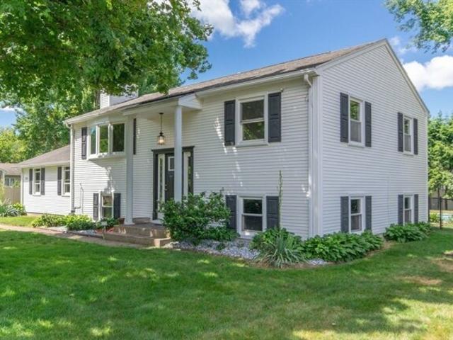 Mallard Cir, Agawam, Home For Sale