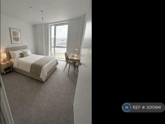 Mallard House, Canterbury, CT1 1 bed in a flat share to rent £1,000 pcm £231 pw