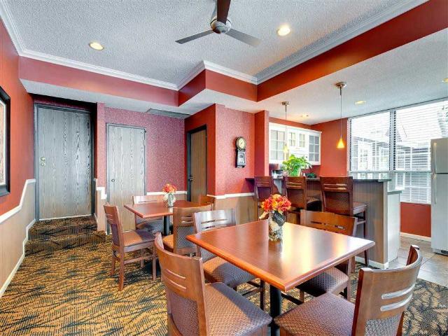 Mallard Ridge 3 Bedroom Apartment for Rent at 13301 Maple Knoll Way, Maple Grove, MN 55369 Brooklyn Park Maple Grove