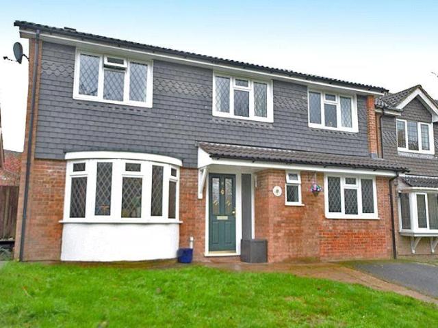 Mallard Way, Downswood, Maidstone ME15, 5 bed detached house to rent, £2,450 pcm | PrimeLocation