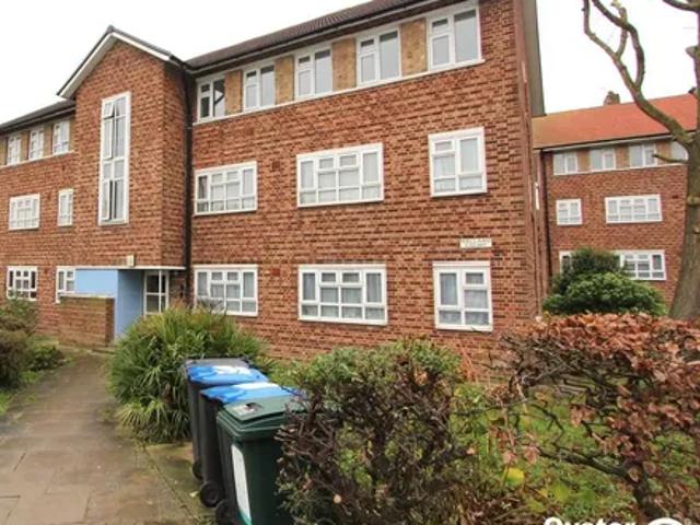 Mallard Way, London, NW9 8JH, United Kingdom | 2 bed apartment for rent #165747775 | Rentberry