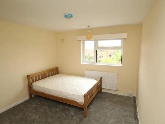 Malletts Road, Cambridge £2,100 pcm ⓘ The monthly or weekly payment required by the landlord. Read our glossary page, 4 bedrooms, semi detached house, to let * Tenant info
