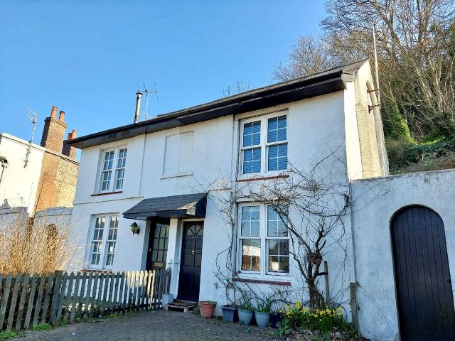 Malling Street, Lewes BN7, 3 bed property to rent, £1,600 pcm | PrimeLocation